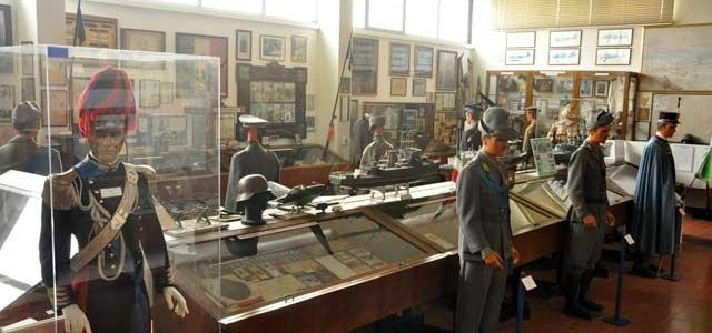 Novara: Edificio di culto | ViaggiArt