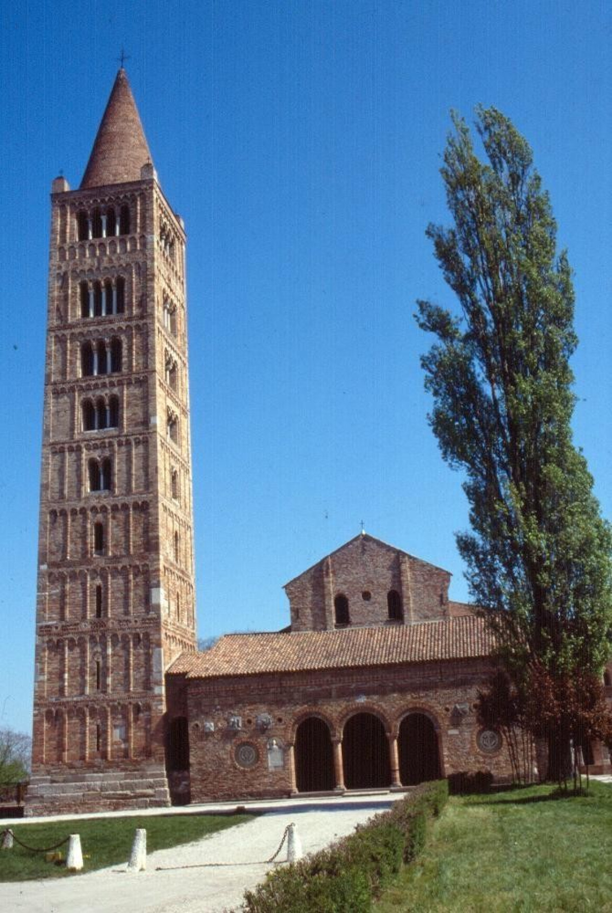 Abbazia di Pomposa e Museo Pomposiano (Codigoro) | ViaggiArt