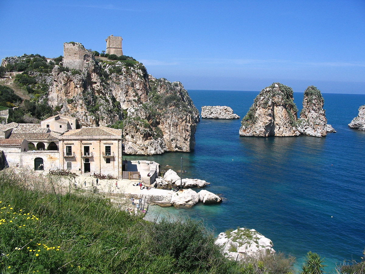 Let’s take a trip to Scopello to discover the tonnara | ViaggiArt