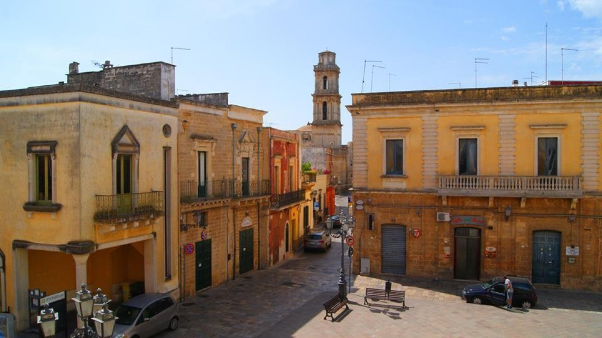 Piazza Plebiscito e Vecchio Palazzo di Città (Squinzano) | ViaggiArt